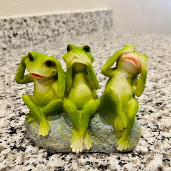 Accents | Brand New Cute Frogs Garden Decor | Poshmark
